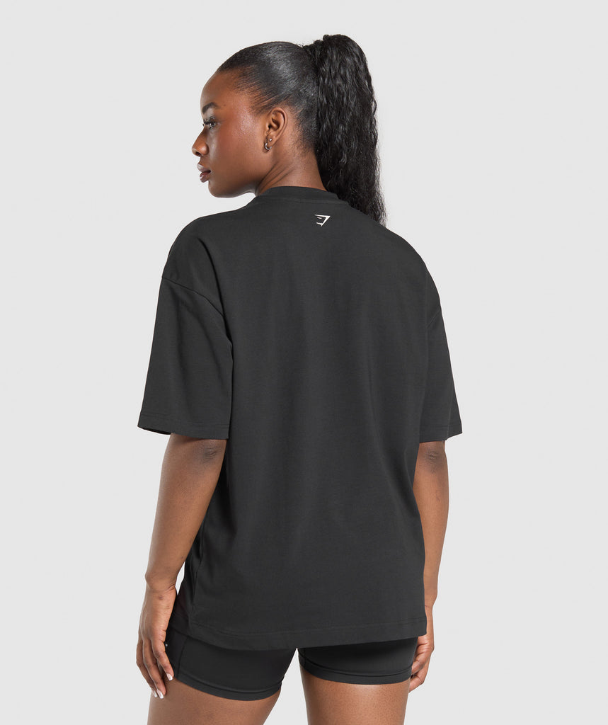 Gymshark Lifting Girl Graphic Oversized Tee - Black | Gymshark